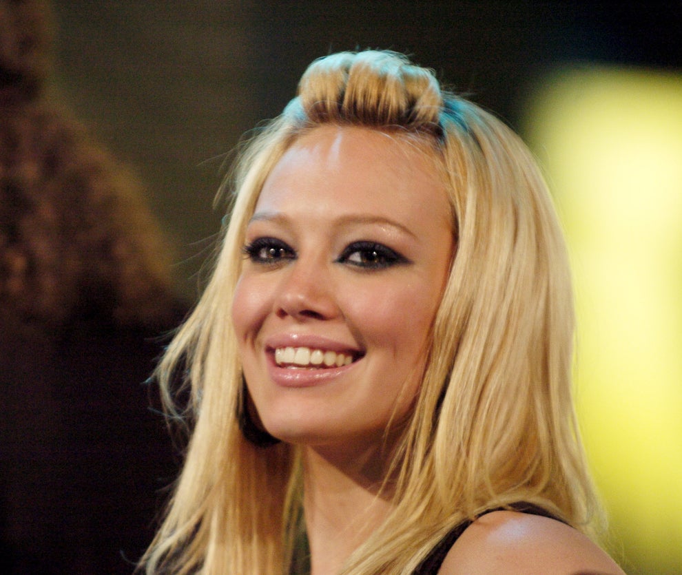 Twitter Reacts To Ashton Kutcher Clip About Hilary Duff