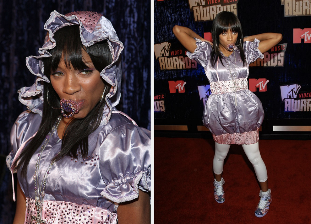 17 VMAs Wild And Memorable Outfits