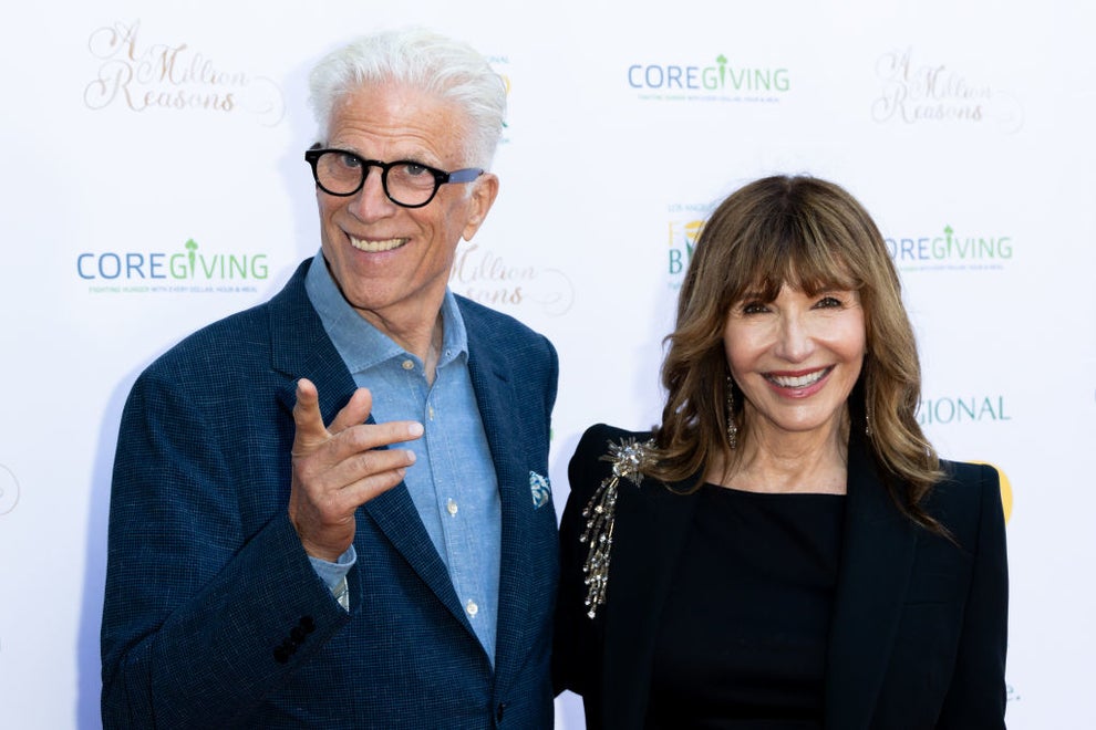30 Extremely Famous Couples Now Vs. When They First Met