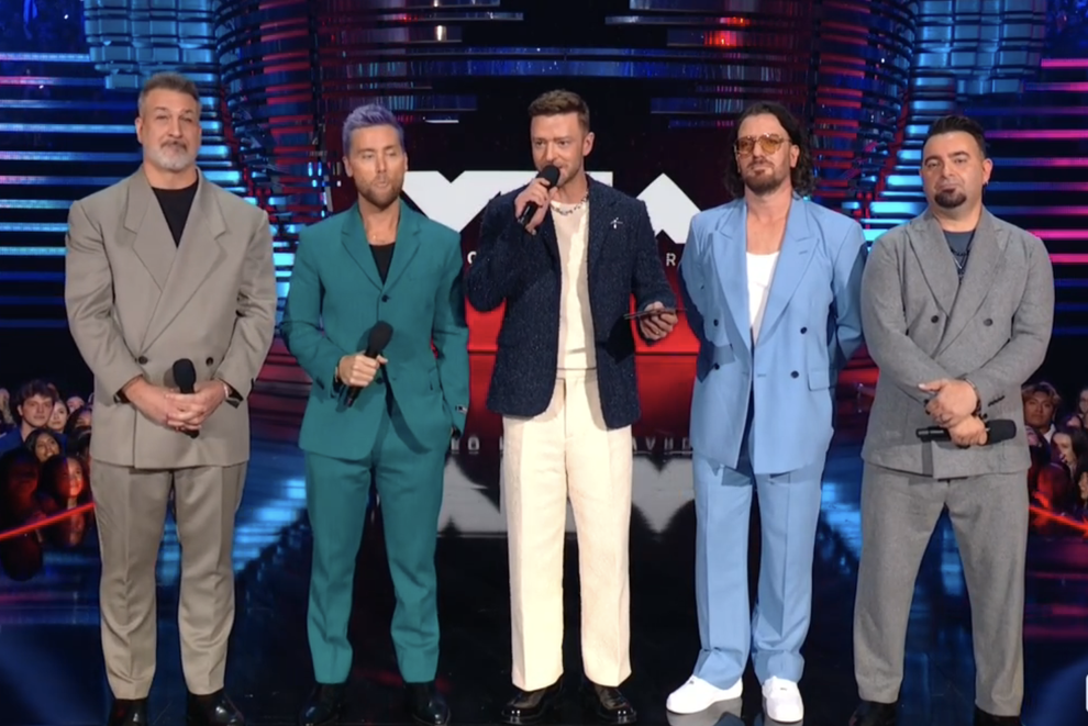 NSYNC Reunited At The VMAs With Taylor Swift