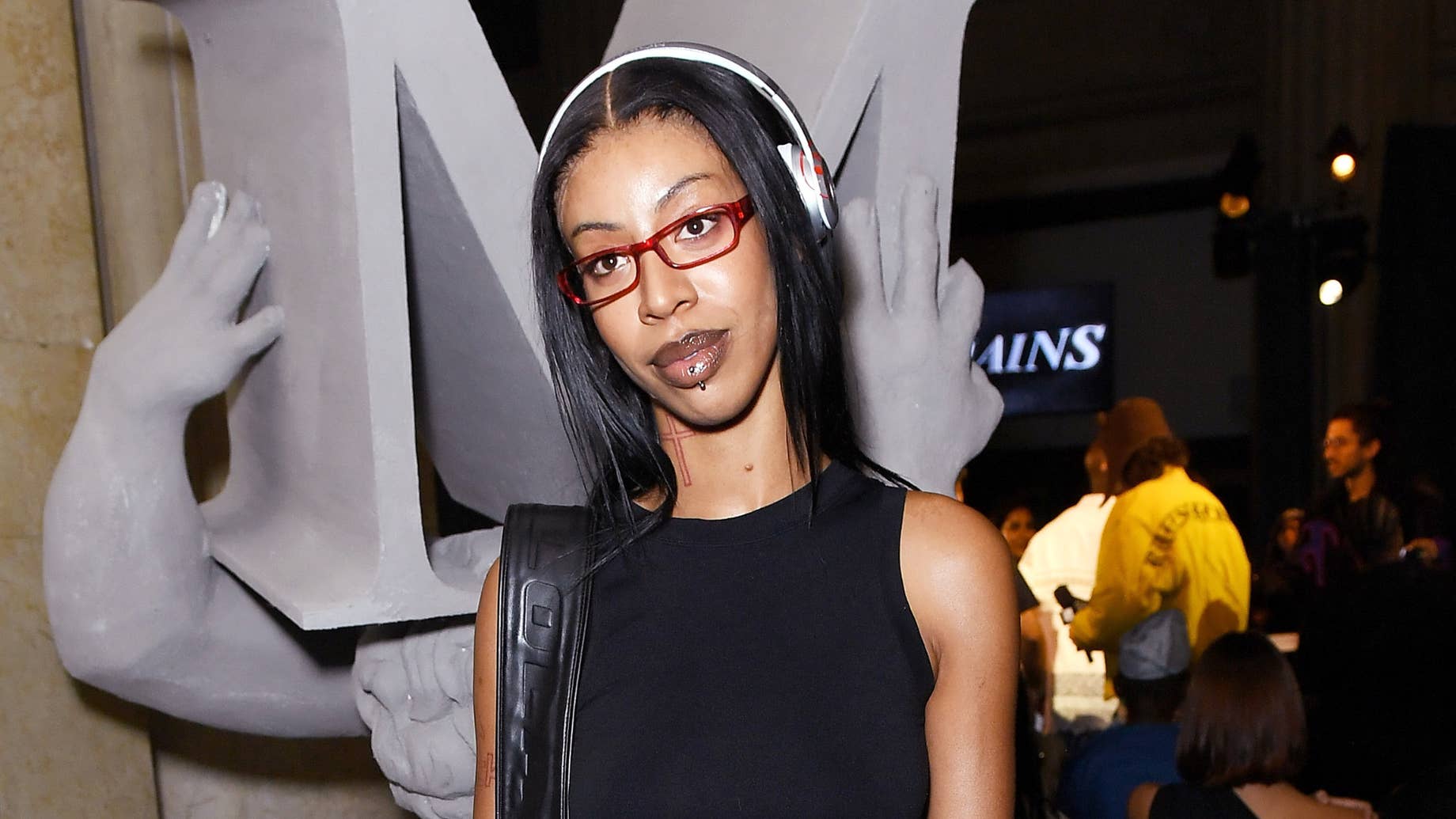 Mowalola Ogunlesi Responds to Criticism Over Use of Saudi Arabian Flag ...