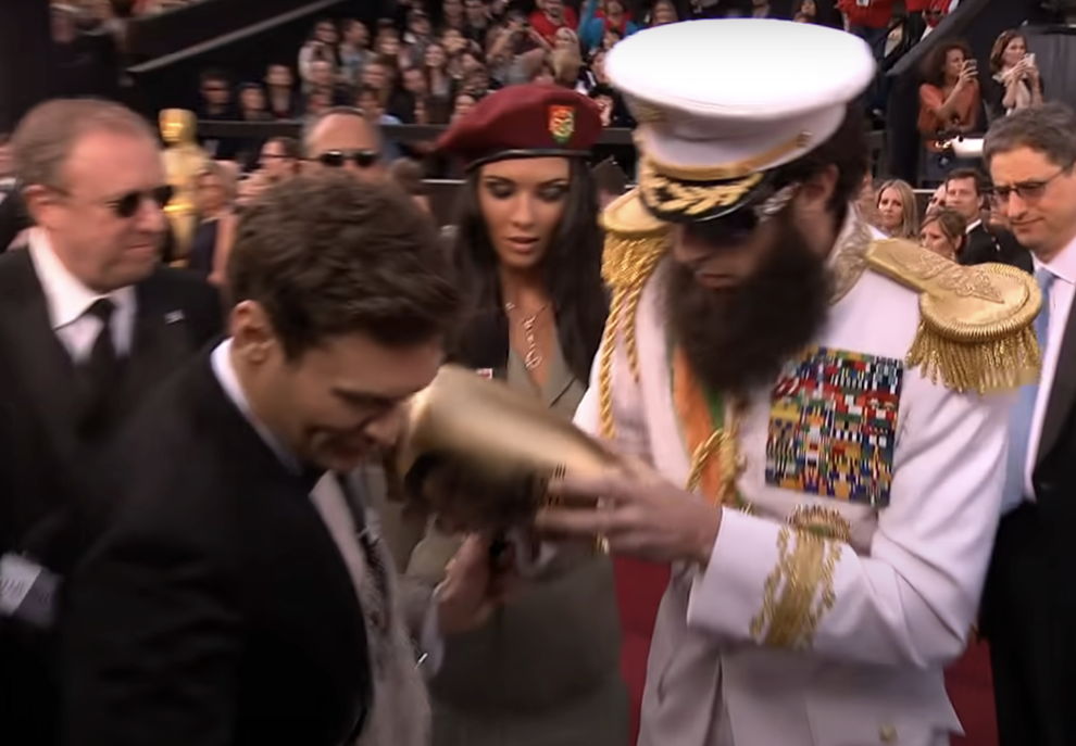 11 Times Celebs Snubbed Each Other On The Red Carpet