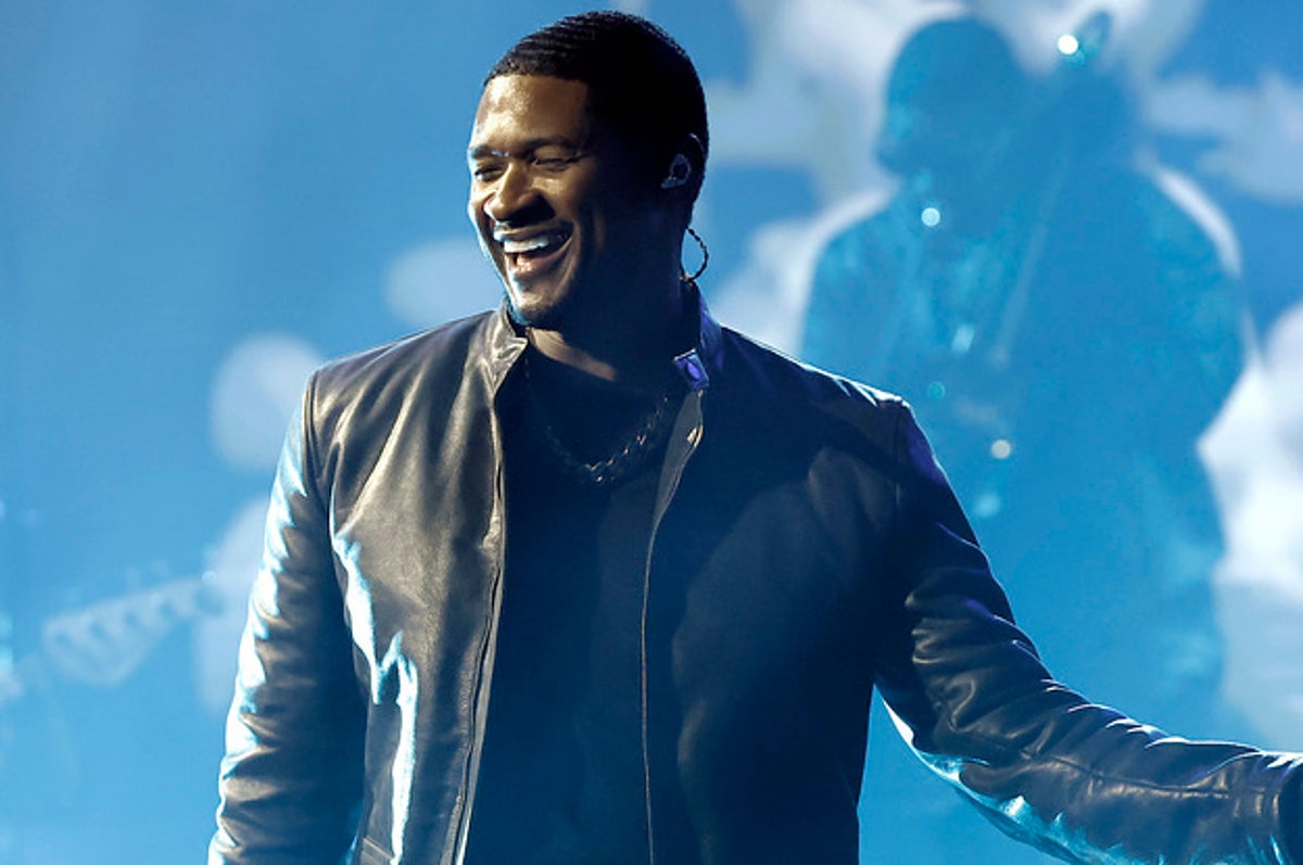 Usher Afro Back 2022