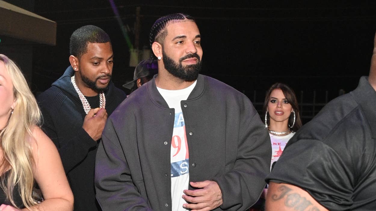 Drake Went to Strip Club With Hundreds of Thousand of Dollars in ...
