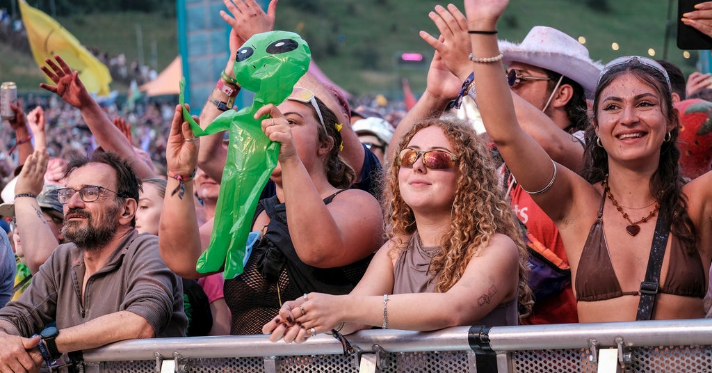 Laneway Festival Announces 2024 Line-Up: Stormzy, Steve Lacy, Nia ...