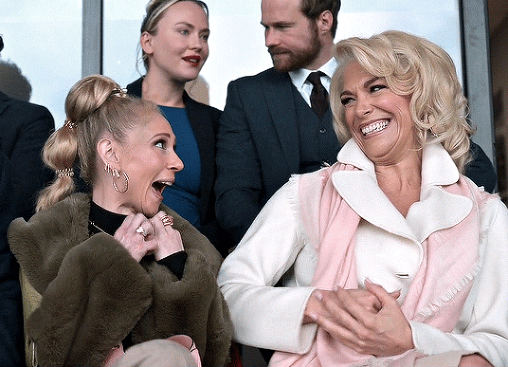 7 Moments Of Empowering Female Friendships On TV