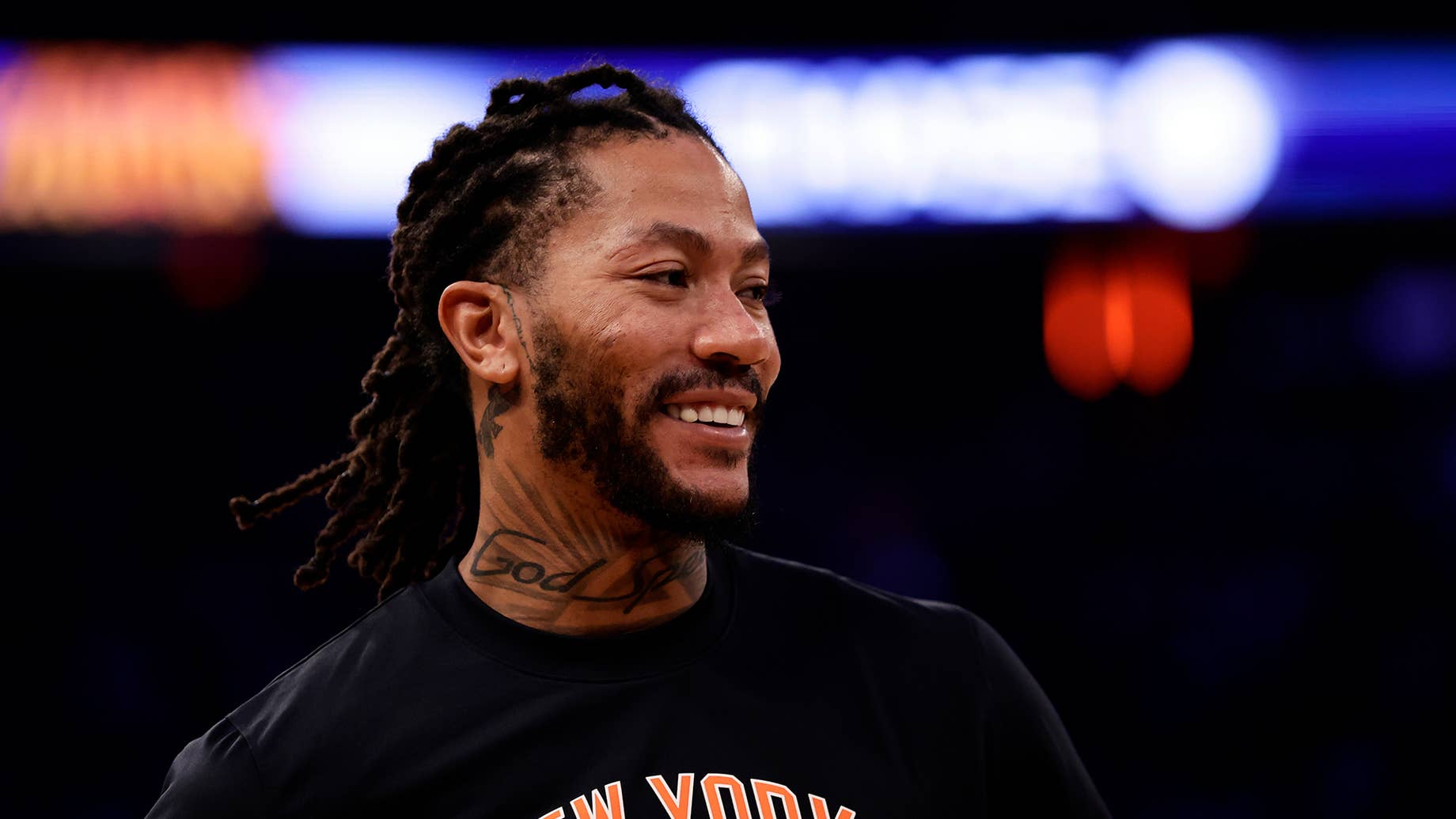 Derrick Rose's Wife Shares Video, Husband Playing Chess at Drake ...