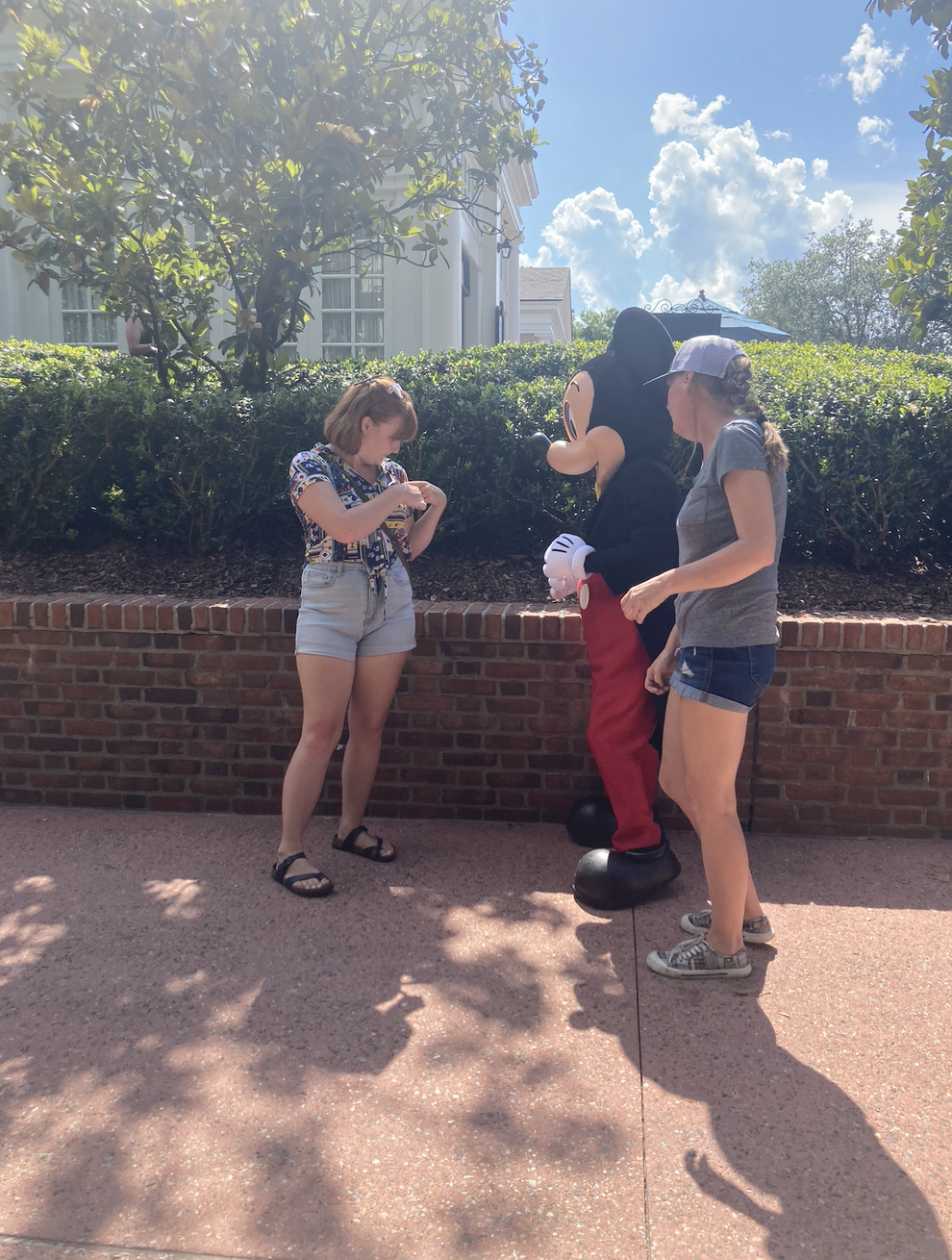 18 Disney Tips From Me, A Former Cast Member