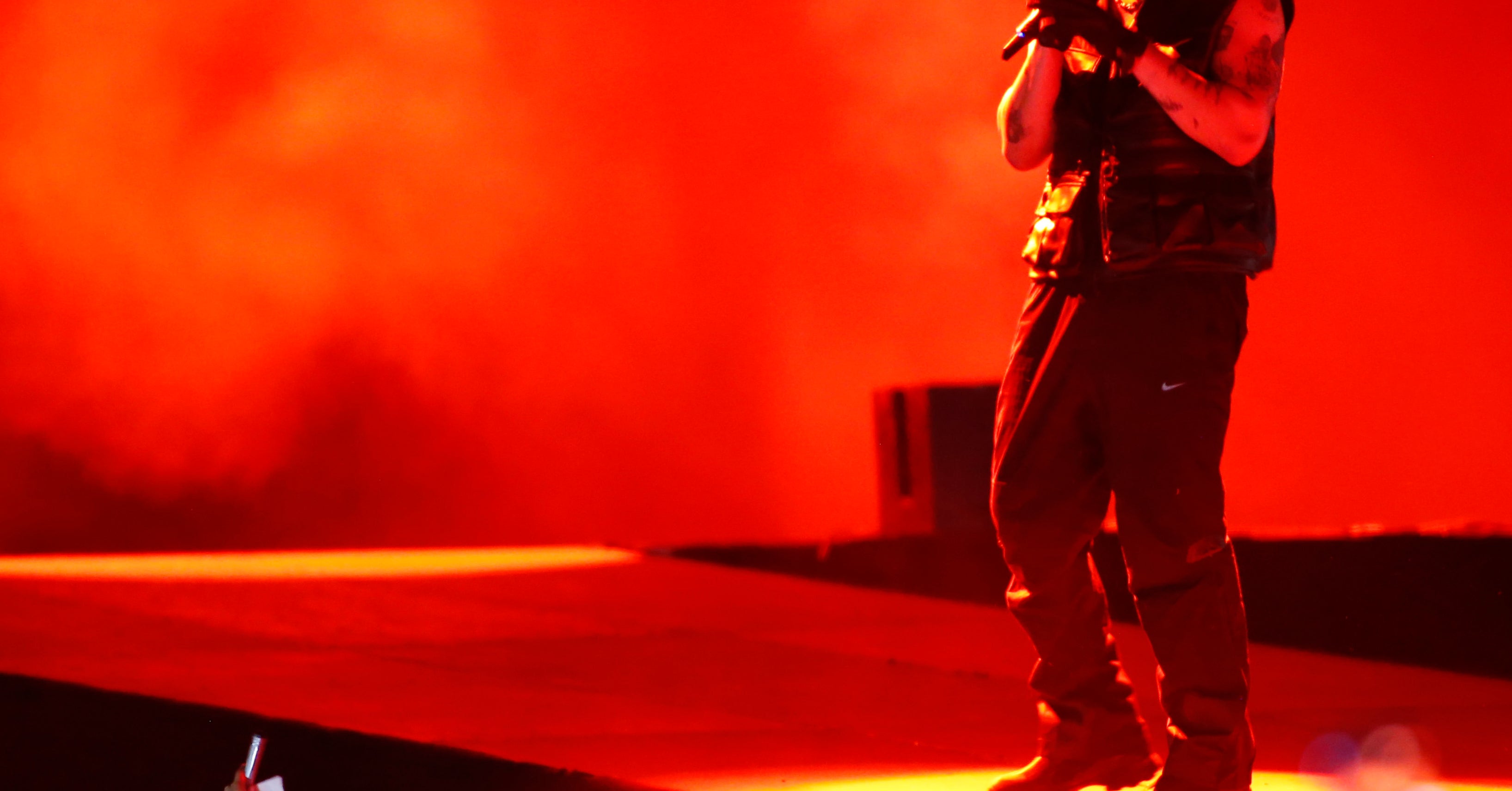 Drake ‘Green Lights’ Andrew Tate for Questioning Canadian Men’s ...