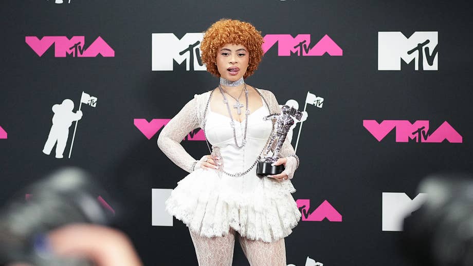 Ice Spice on If She’s a Lyricist, Says She Has ‘Bars’ But Calls Them ...