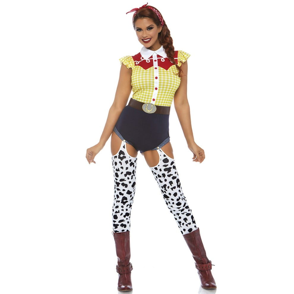 30 Walmart Costumes You'll Want To Wear For Halloween