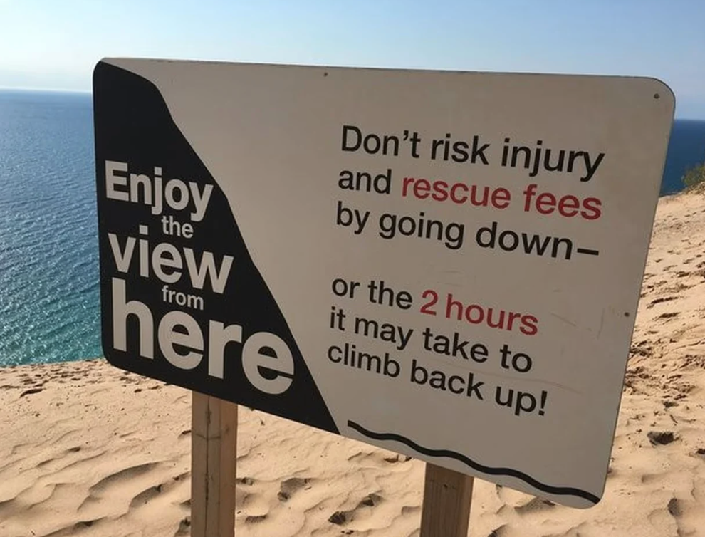 19 Funniest Signs On Reddit — Week Of 10/15/23