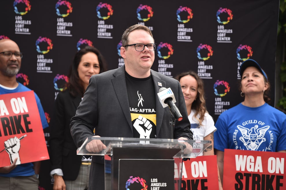 Robin Williams's Daughter Calls Out Using AI To Recreate Dead Actors