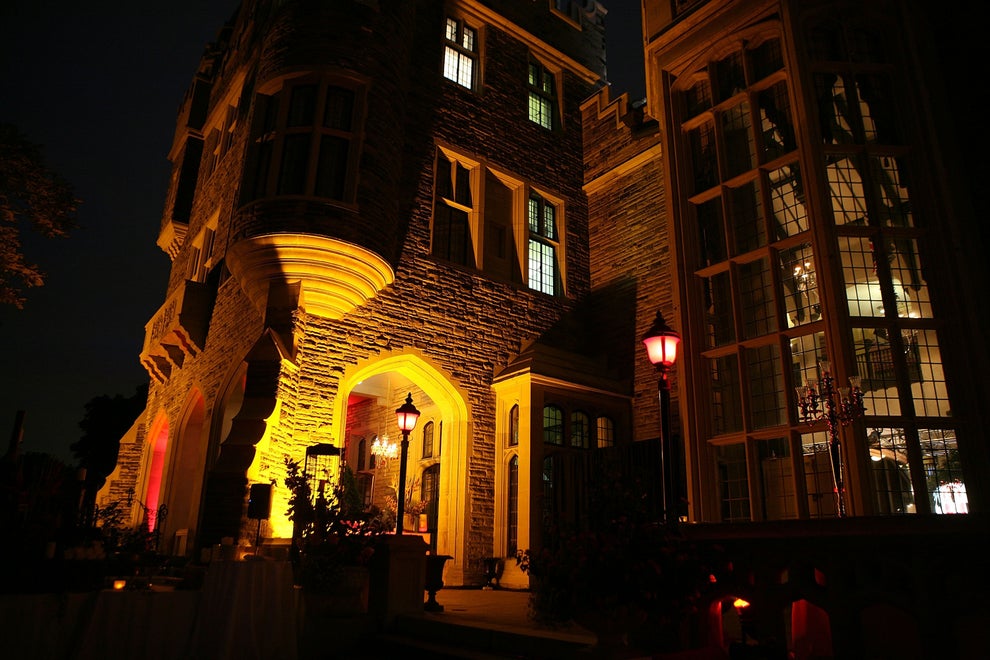 The 13 Creepiest Places To Go In Toronto This Spooky Season