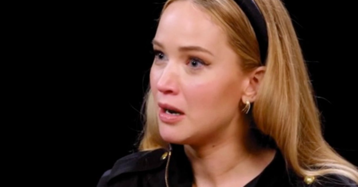 21 Unusual Things People's Bodies Do That They Didn't Know Weren't Normal
