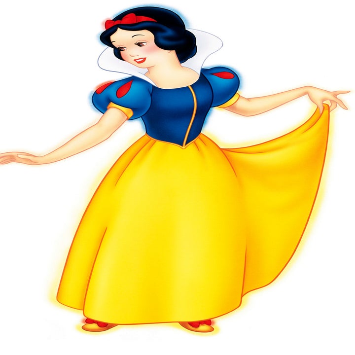 Disney Dropped A First Look At Rachel Zegler As Snow White