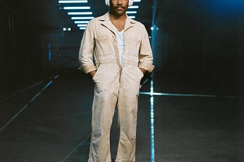 SZA Confronts Fan Over 'SZA WACK' Meme | Complex