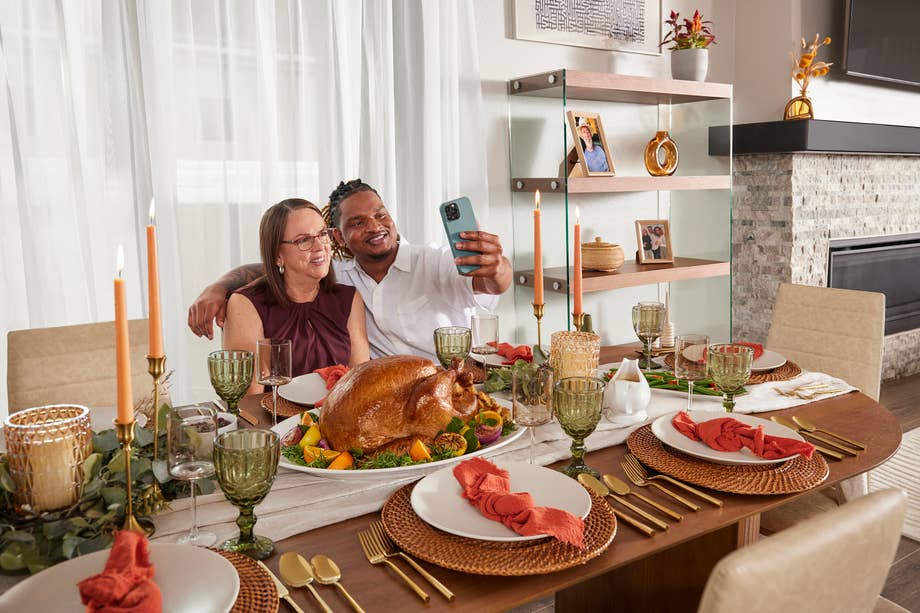 Airbnb Is Offering a Seat at the Thanksgiving Table With ‘Grandma’ Wanda Dench and Jamal Hinton ...