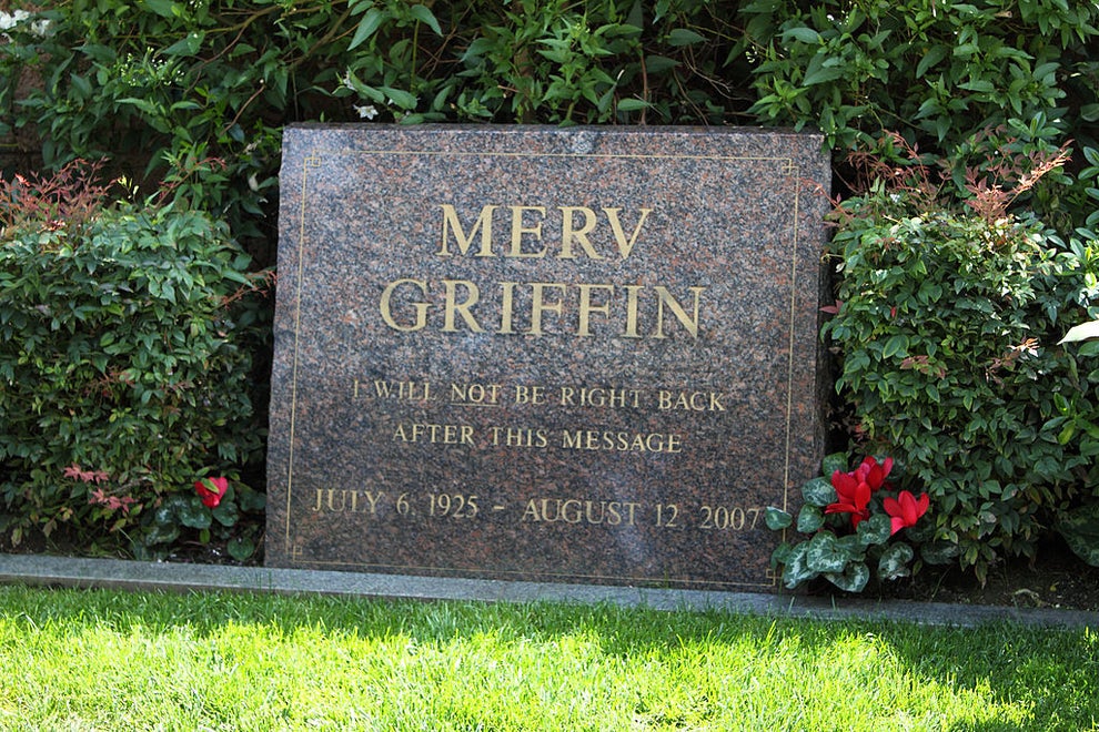 21 Famous People's Graves