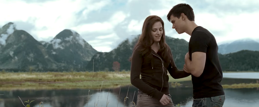 "Twilight" Moments That Aged Poorly And Incredibly