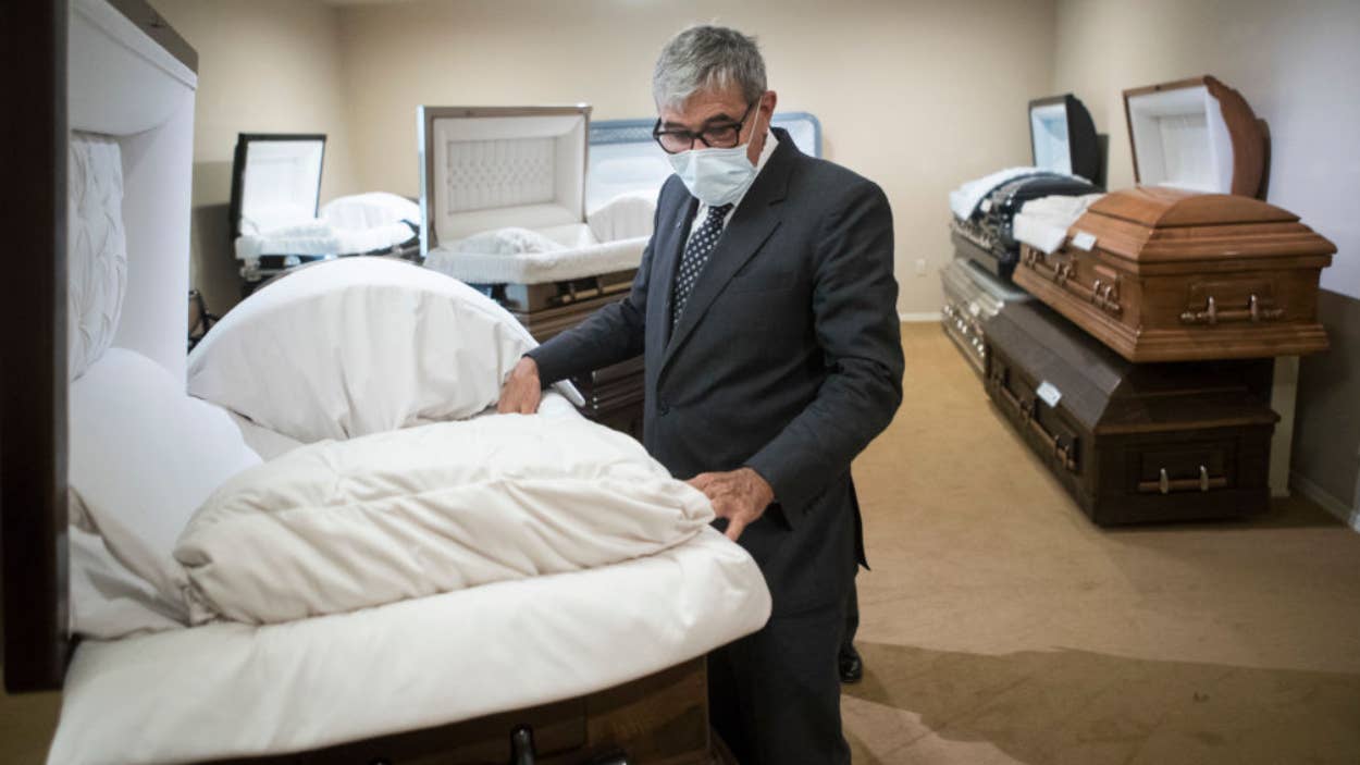 Funeral Home Puts Wrong Person in Casket | Complex