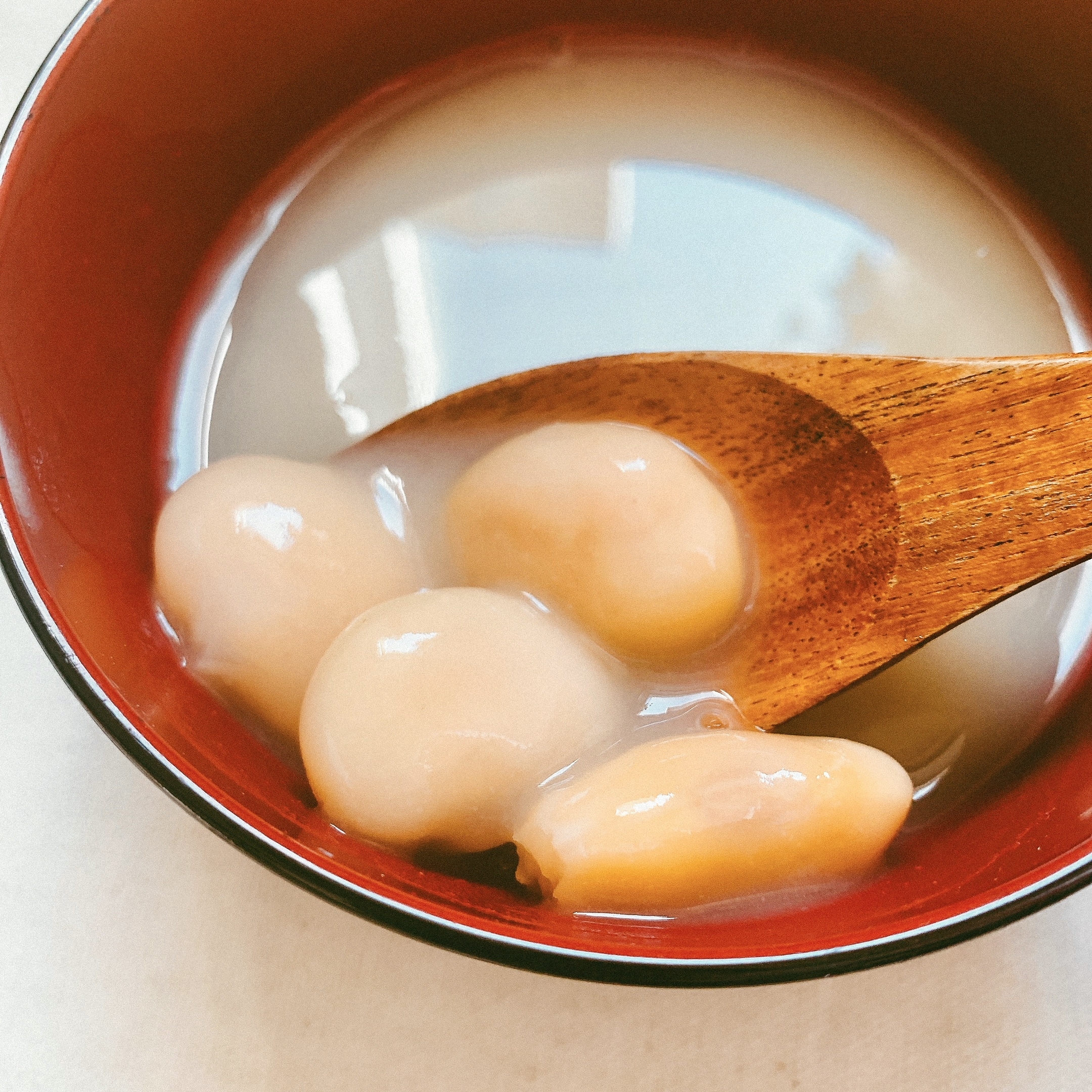 こんなの初めてみたわ…！カルディで見つけた「新感覚ぜんざい」冬に毎日食べたいくらいハマっちゃった！