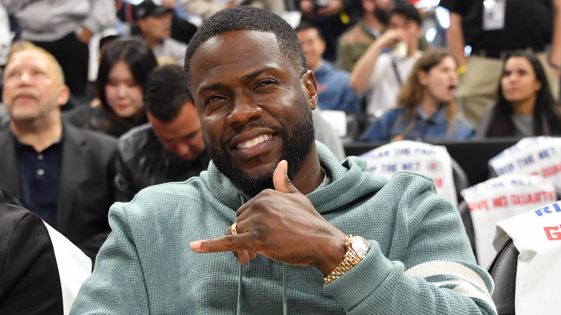 Kevin Hart Reacts to Supposed TikTok Doppelgänger Dubbed 'Kevin Heart ...