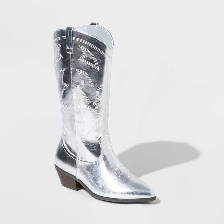 Trendy Target Boots: 20 Stylish Choices for All Season