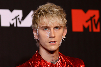Machine Gun Kelly Wants To Play Zelda In Live-Action Movie | Complex