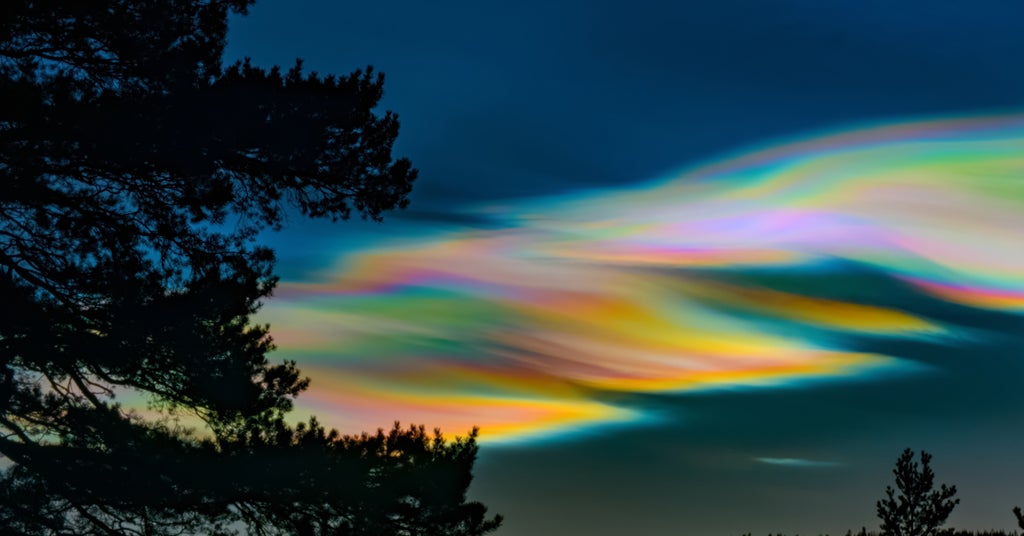 17 Odd and Fascinating Things the Sky Does