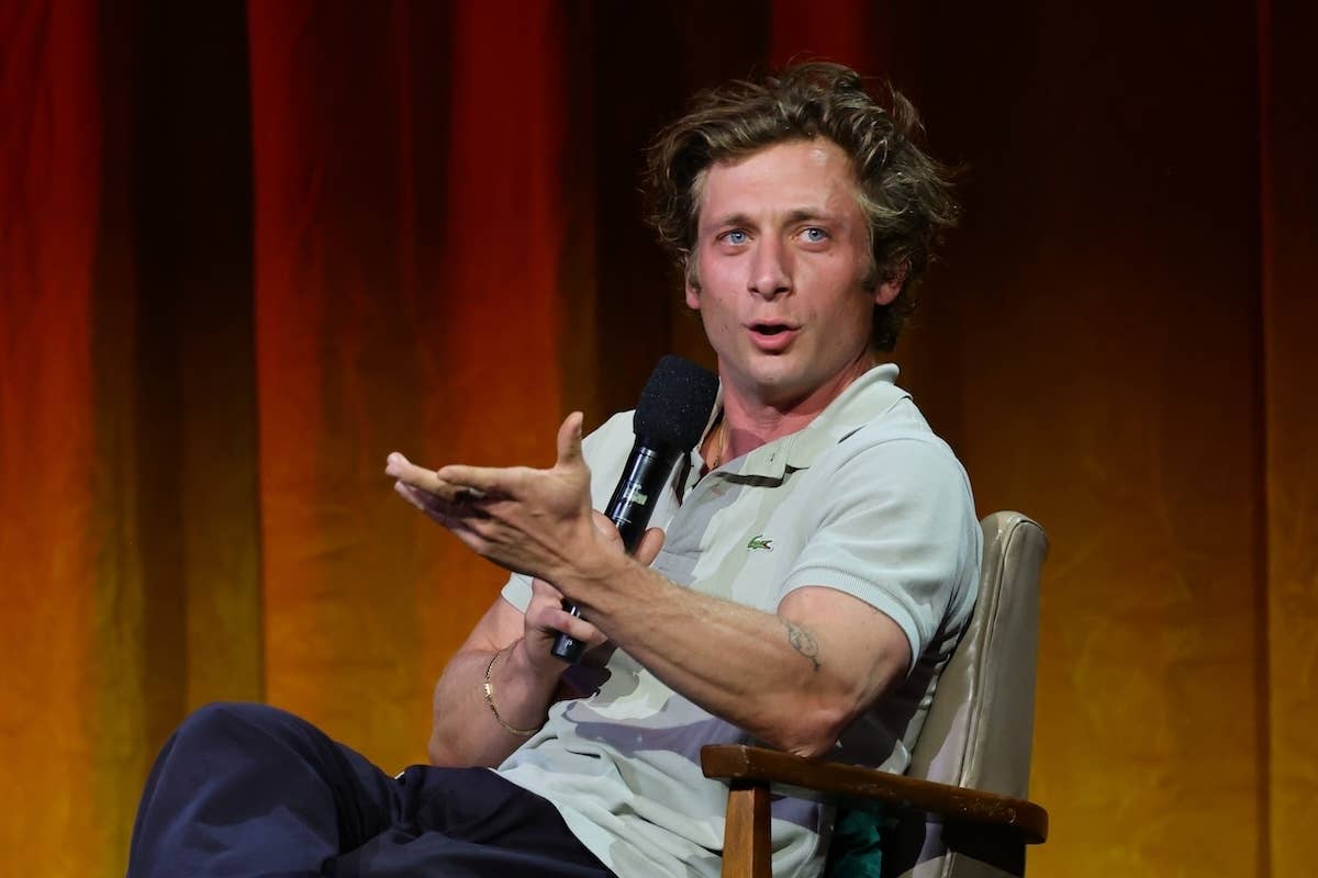 Jeremy Allen White Recounts Bombing Audition for 'Marvel-y' Movie | Complex