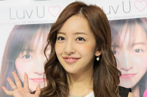 【画像】板野友美、AKB卒業発表の柏木由紀とツーショット