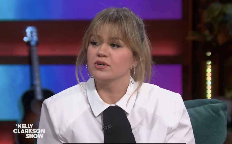 Kelly Clarkson Personal Hygiene Comments Go Viral