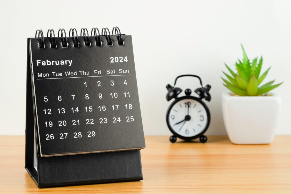 24 Pieces Of Obsolete Technology People Still Use Today