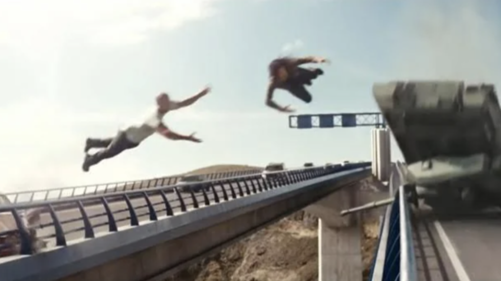 17 Hilarious Movie Scenes That Were Supposed To Be Serious