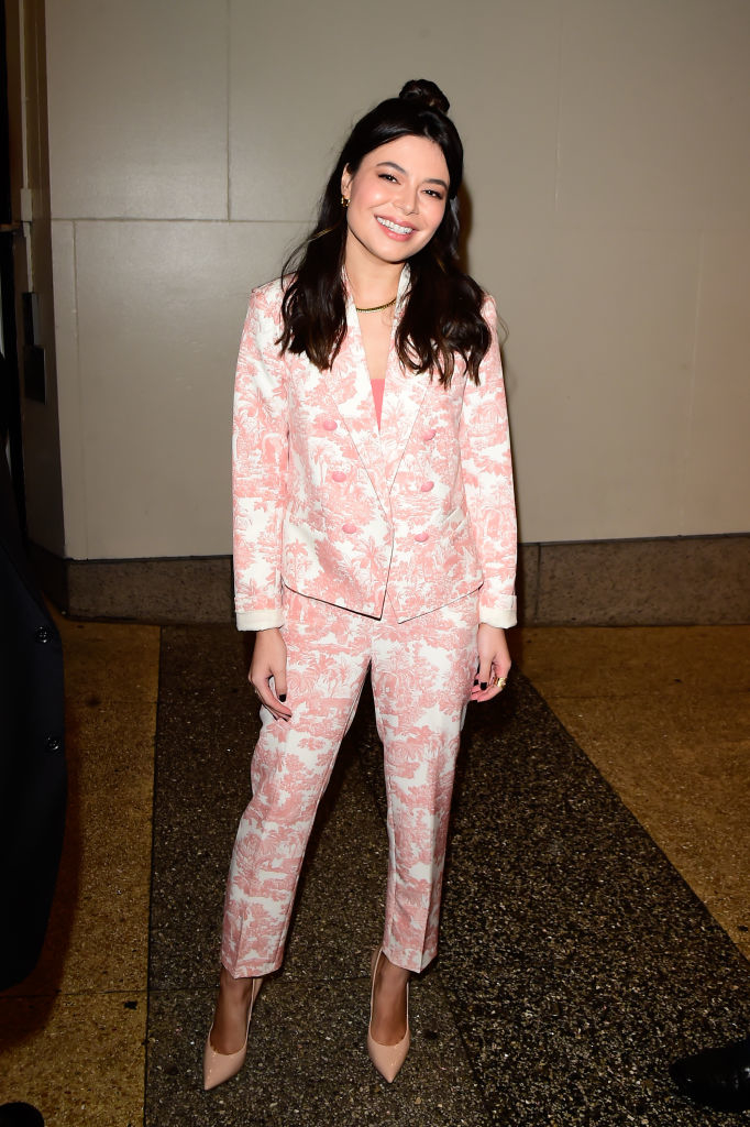 Miranda Cosgrove Told Josh Peck She's Open To Getting Drunk