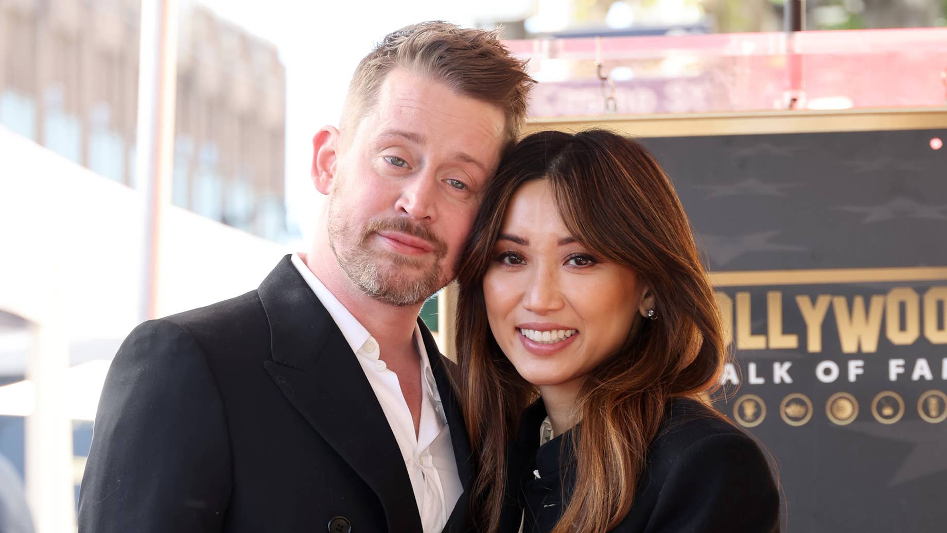 Macaulay Culkin Pays Tribute to Fiancée Brenda Song During Hollywood ...