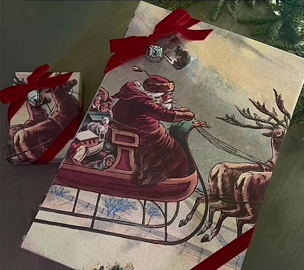 How the Kardashians Wrapped Presents This Year