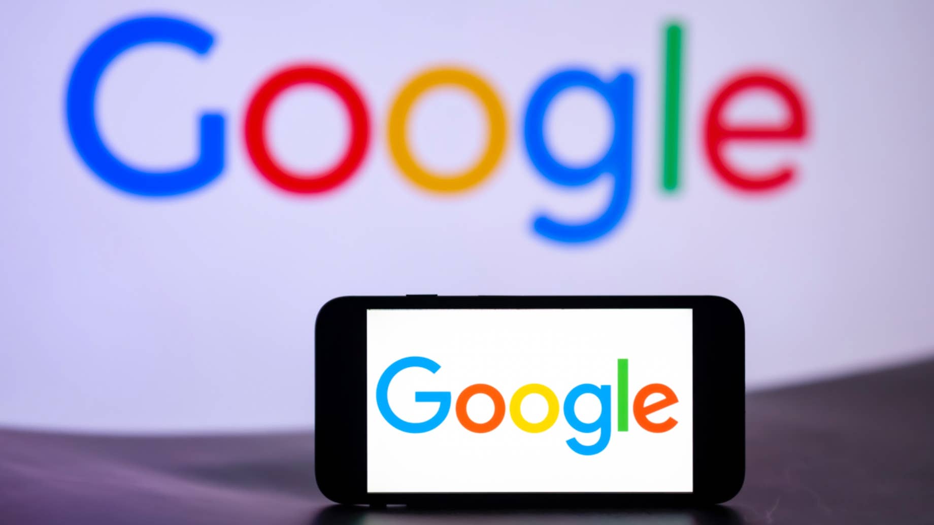 Google Settles $5 Billion Lawsuit Over Allegedly Spying on People Using ...