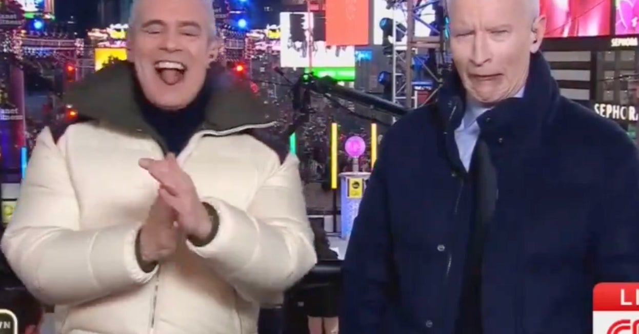 CNN Showed Two Men Kissing On New Years, And People Are Angry