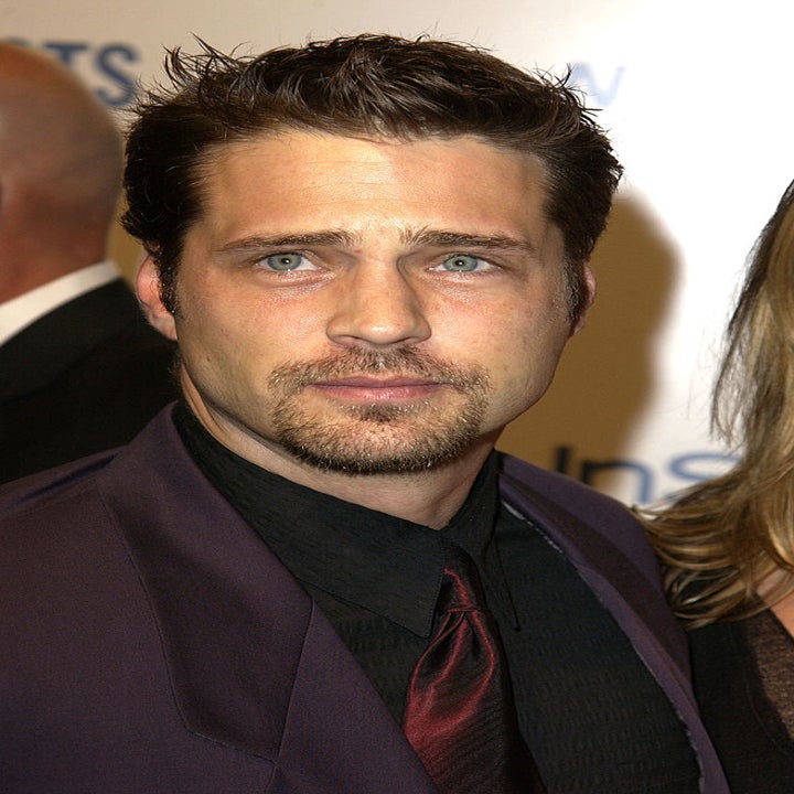 Jason Priestley Exposed Brad Pitt For Never, Ever Showering