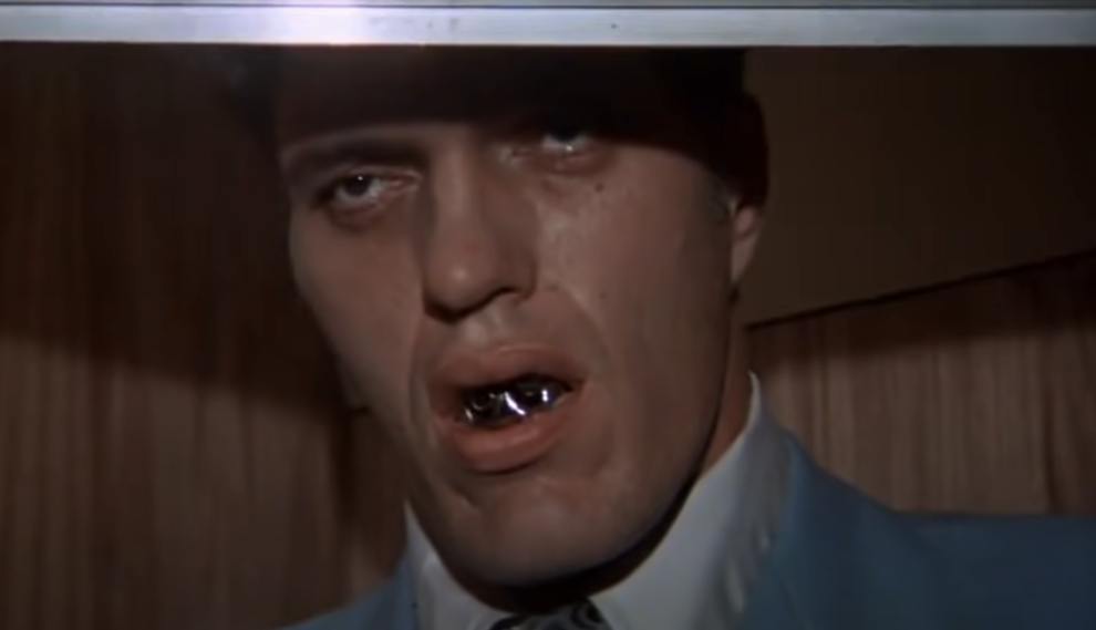 No, Kanye Didn't Get His Teeth Removed to Install Titanium Grill | Complex