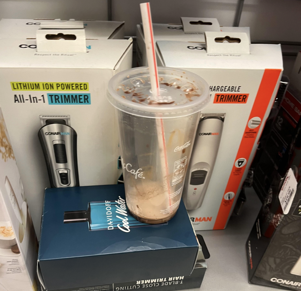 21 Rude Shoppers Who Should Be Banned From Stores