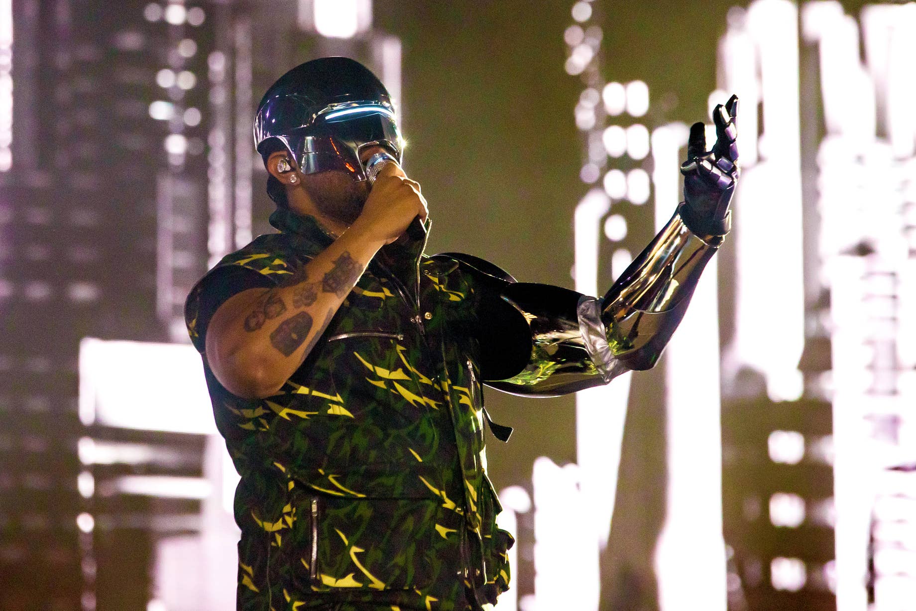 The Weeknd Teases Final Album In After Hours/Dawn FM Trilogy | Complex