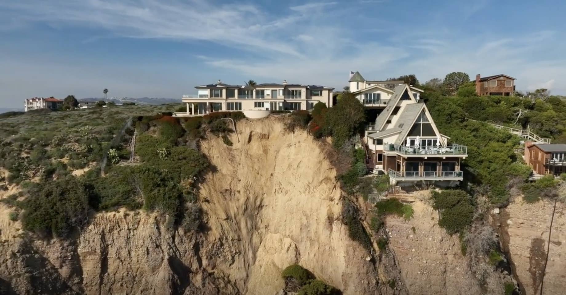 California Doctor Refuses to Leave $16M Cliffside Mansion After ...