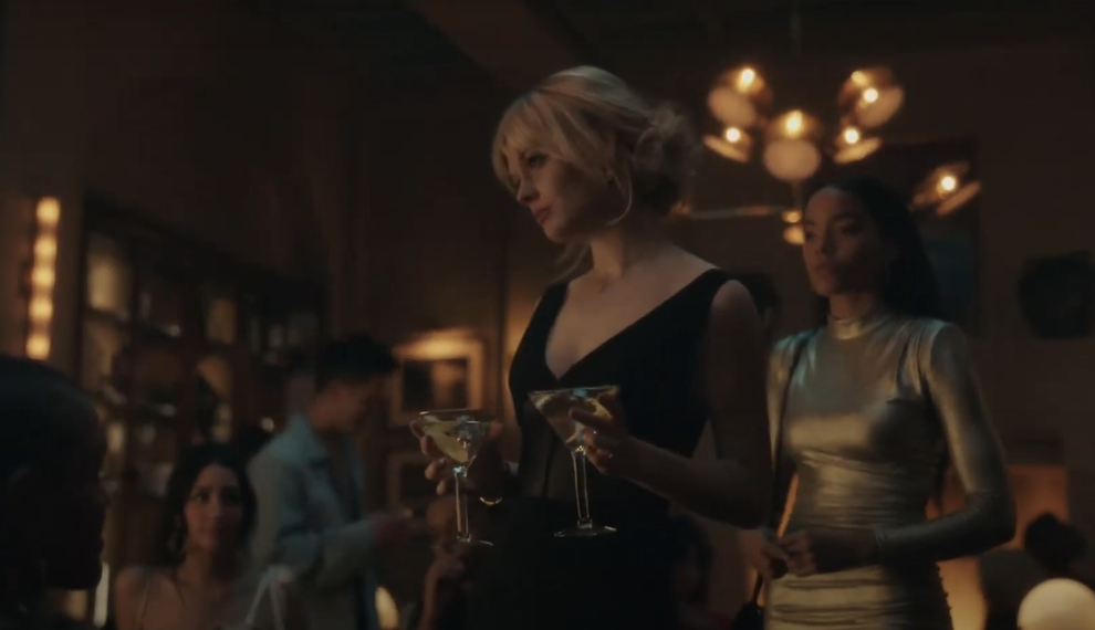 33 Common Things People Do That Are Rude