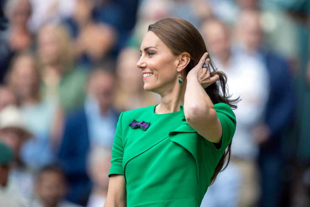 Here's The Kate Middleton Photoshop Controversy