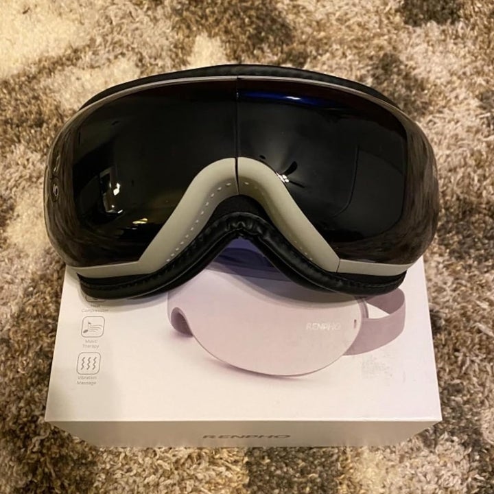 Renpho Eye Massager Review: A Bedtime Game Changer