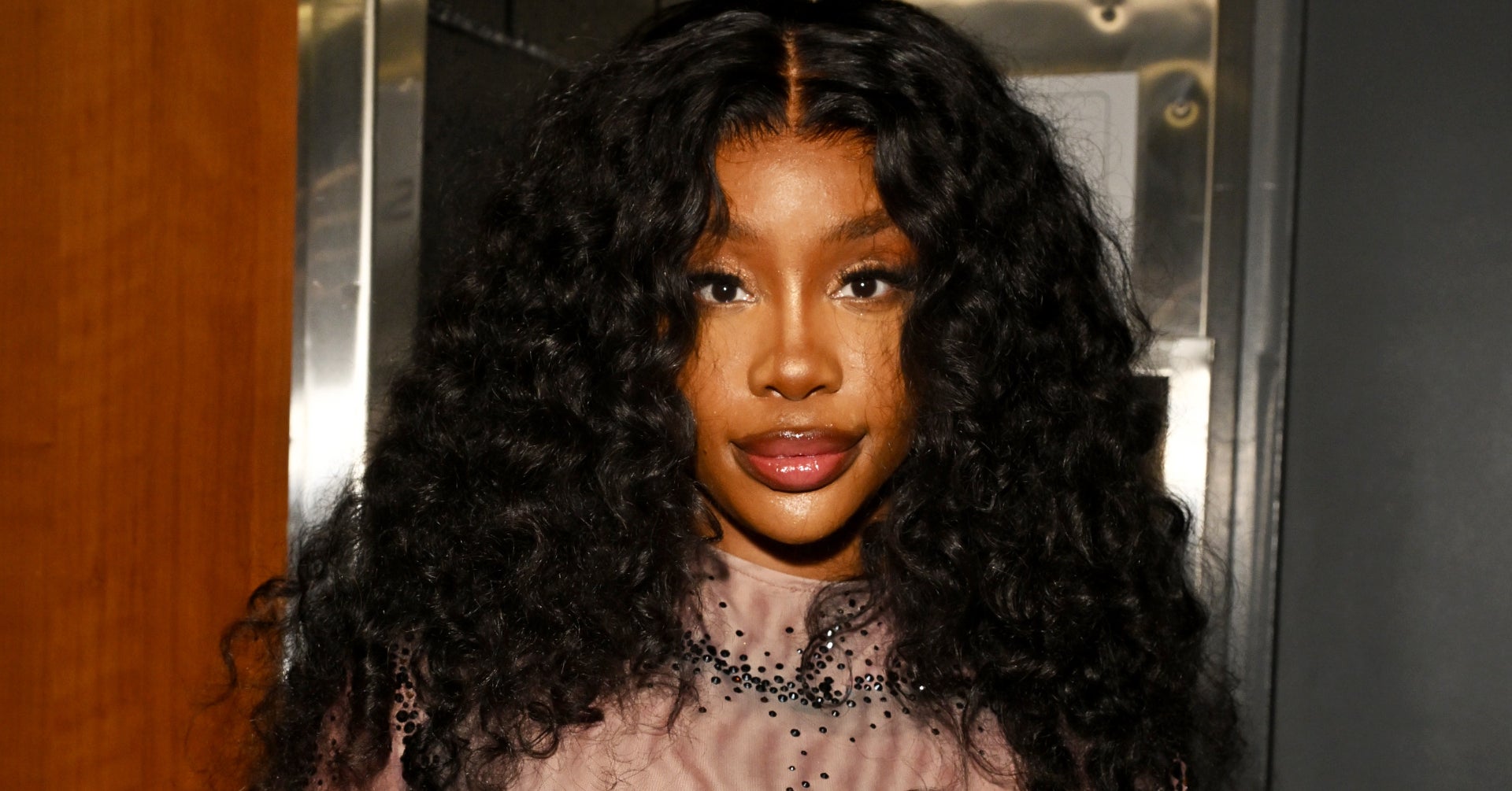 SZA Says Leakers Forced Her to Restart 'Lana' Project 'From Scratch,' Will Compile Leaks for ...