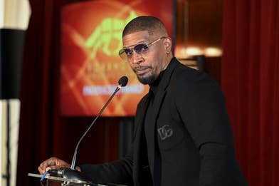 Jamie Foxx Jokes Clone Rumors Lost Steam After He Was Seen With a White ...